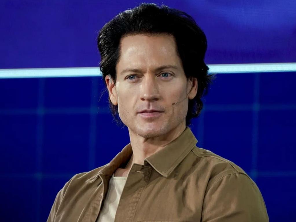 Bryan Johnson's Daily Skin Care Routine in 2025 - The Trusty Dingo